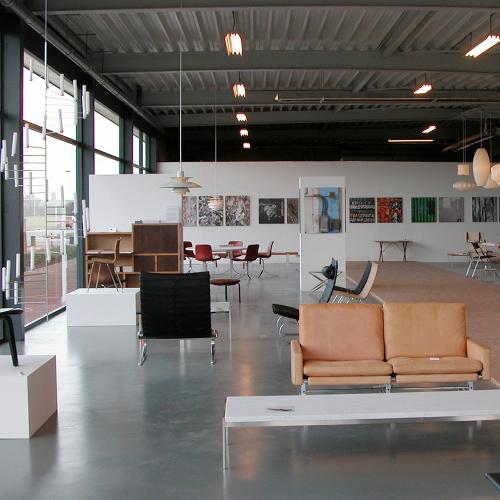 My Modern Online Shop | Shop Furniture at Pamono