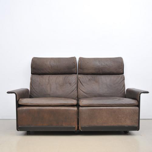 Vitsœ Online Shop | Buy Furniture/Lighting/Design at PAMONO