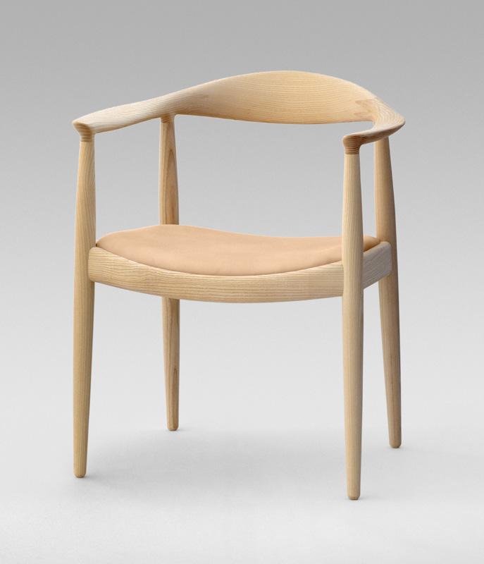 Hans J. Wegner Online Shop | Shop Furniture at Pamono