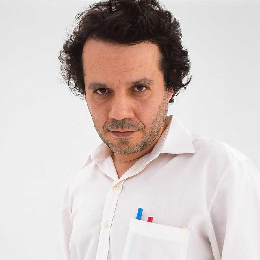 Fernando Brízio Online Shop | Shop Design at Pamono