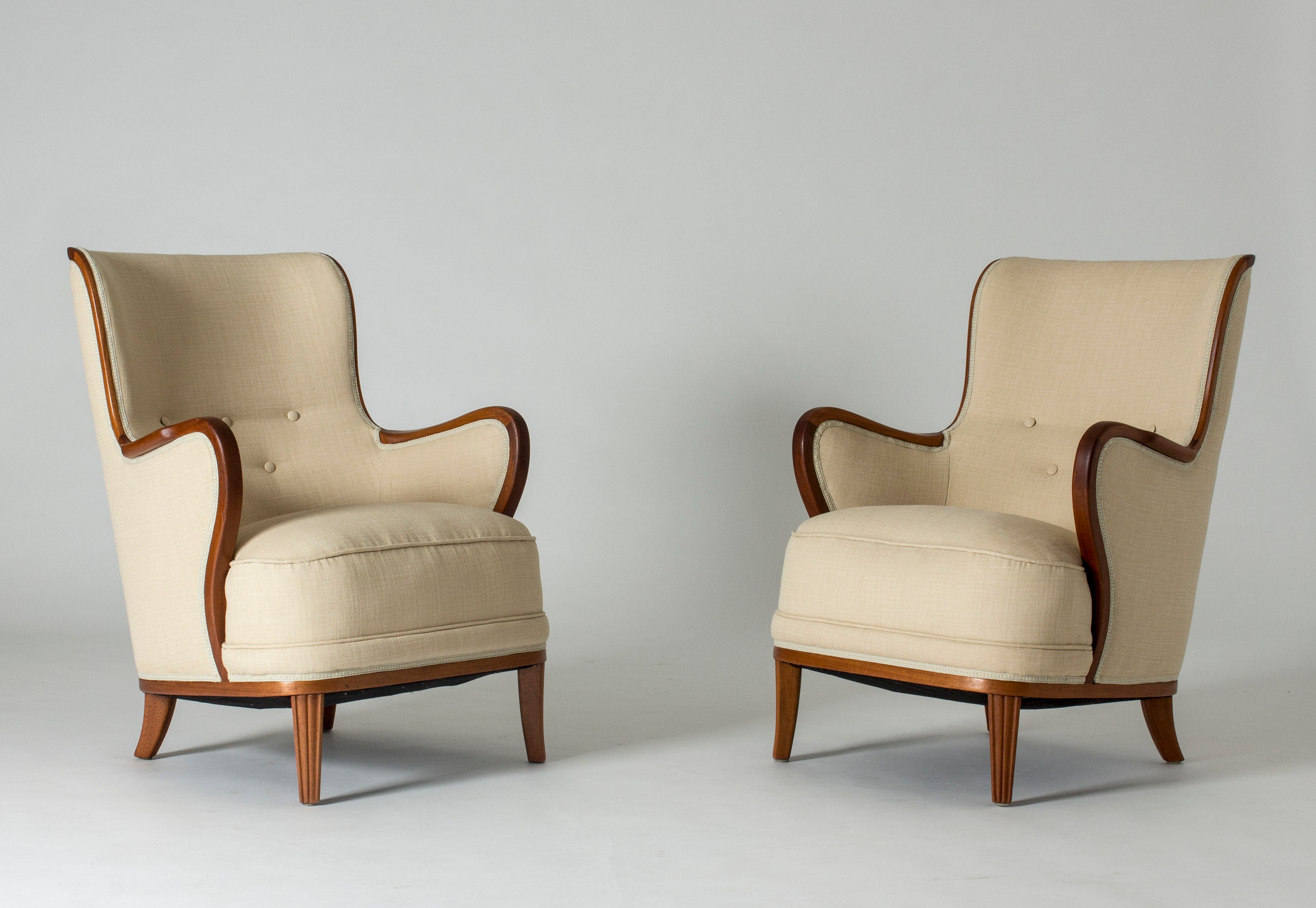 10 Easy Chairs to Put You at Ease—Pamono Stories