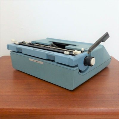 spanish typewriter