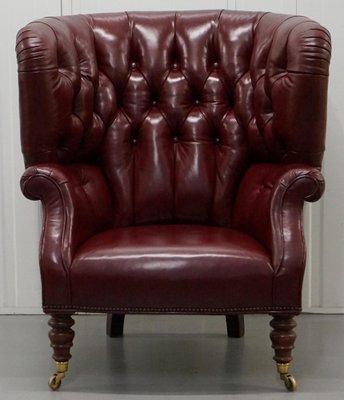 Oxblood Leder Chesterfield Barrel Armlehnstuhl bei Pamono kaufen