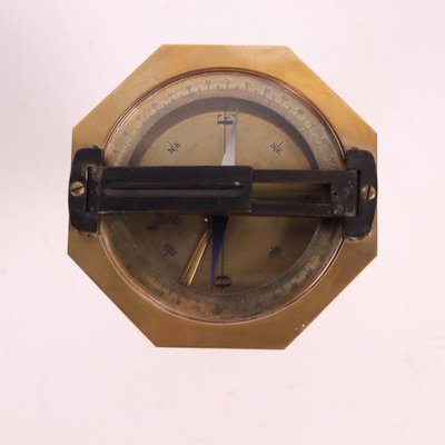 Surveyor Compass