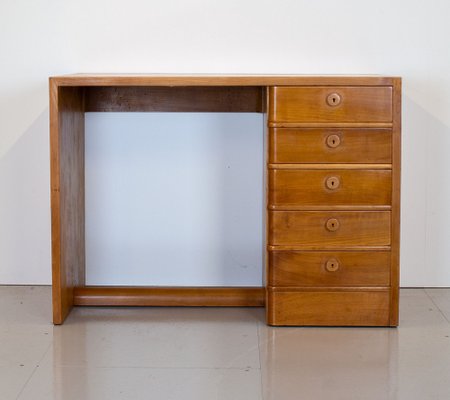 Gordon russell furniture store