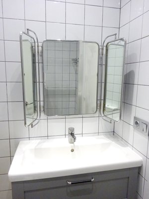 1930s Bathroom Mirror – Rispa