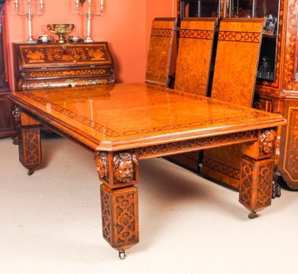 Elizabethan Furniture Style