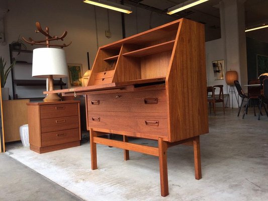 Mid Century Modern Secretary Desk 10 Secretary Desks That Are So Chic