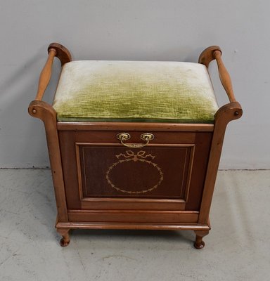 Stool with magazine storage store