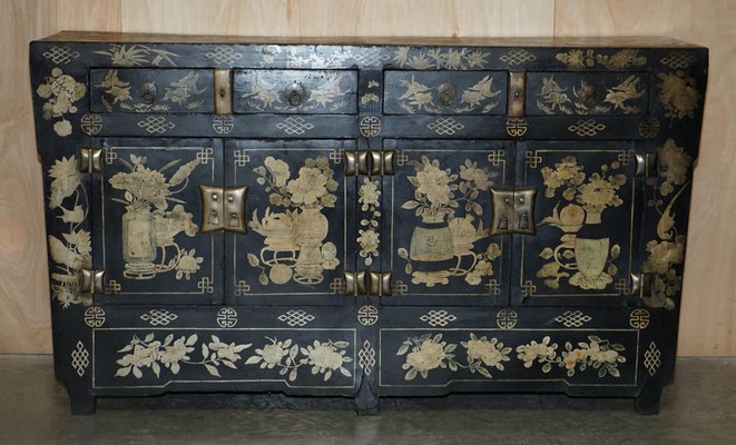 Antique Chinese Floral Painted and Lacquered Sideboard 1860 for sale at Pamono