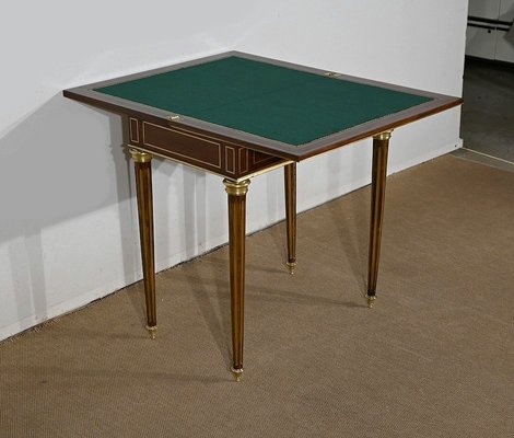 Card table small store