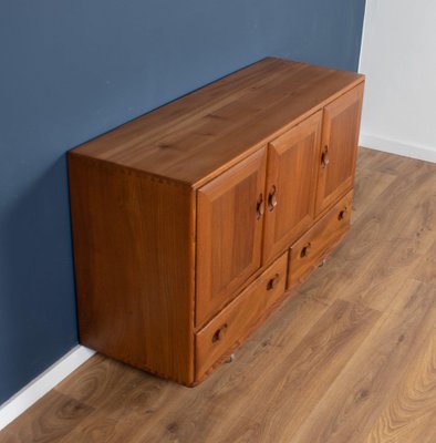 Blondes Vintage Modell 468 Windsor Sideboard aus Ulmenholz von Lucian Ercolani fur Ercol bei Pamono kaufen