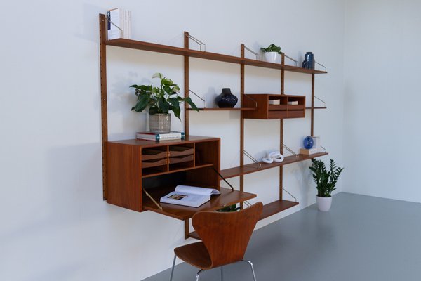 Cado Wall Unit
