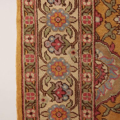 Elham Persian Rug Pottery