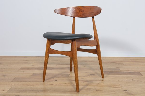 Mid Century Danish Ch33 Dining Chairs by Hans J. Wegner for Carl Hansen Son 1960s Set of 4