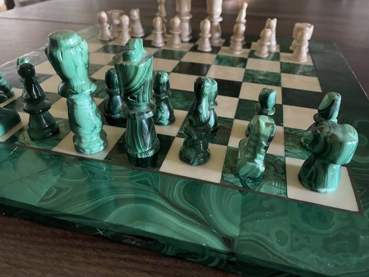 Chess set store