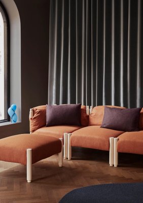 Blaues Stand by Me Sofa von Storangen Design