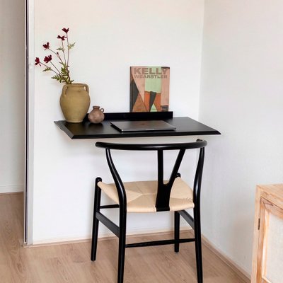 Desk with folding sides store
