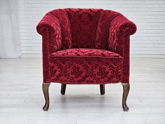 1968 crushed velvet chair store