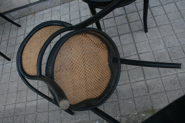 Thonet b9 chair store