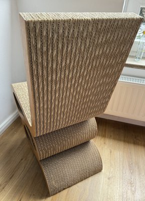 The wiggle side chair store