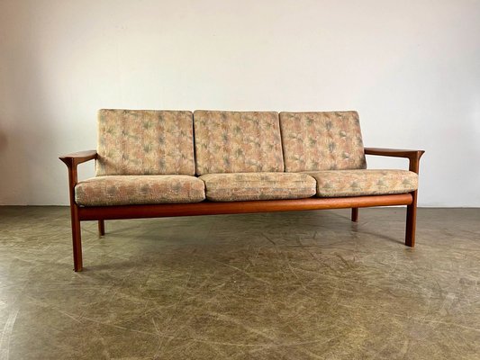 Teak scandinavian furniture store