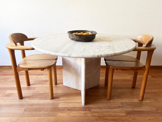 Postmodern Cream Off White Round Travertine Dining Table with Pedestal Base 1970s for sale at Pamono