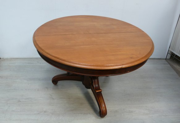 Antique Round Dining Table in Oak 1870s