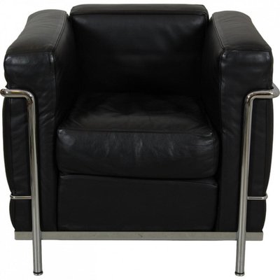 Le corbusier black leather chairs store
