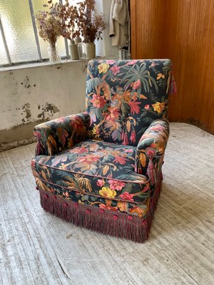 Vintage floral chair store