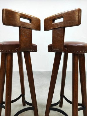 T back bar stool store