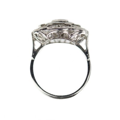Deco style ring store