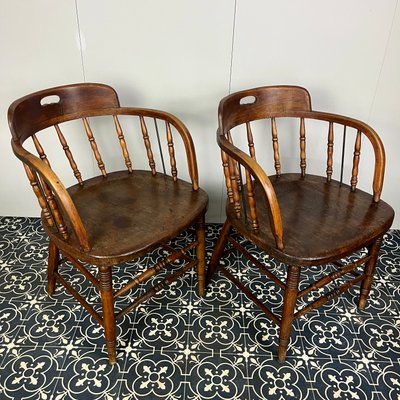 Oak captains chair store