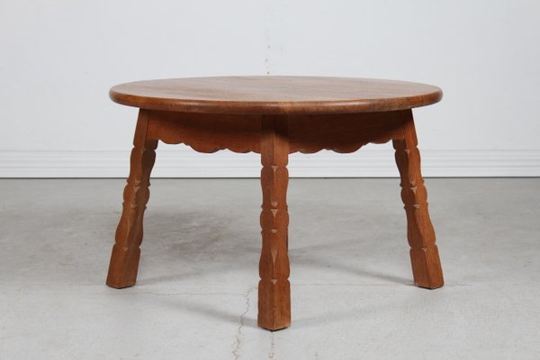 Brutalist Round Coffee Table of Oak in the style of Axel Einar Hjorth 1950s