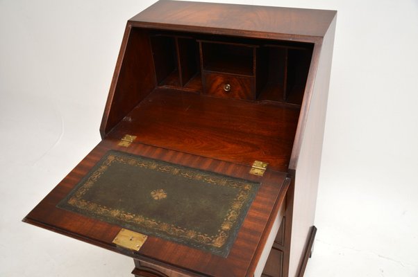 Georgian Writing Bureau 1950s