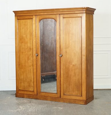 Antique Victorian Oak Triple Wardrobe by Marsh Jones Cribb 1890 for sale at Pamono