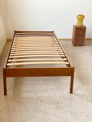 Vintage Daybed in Teak