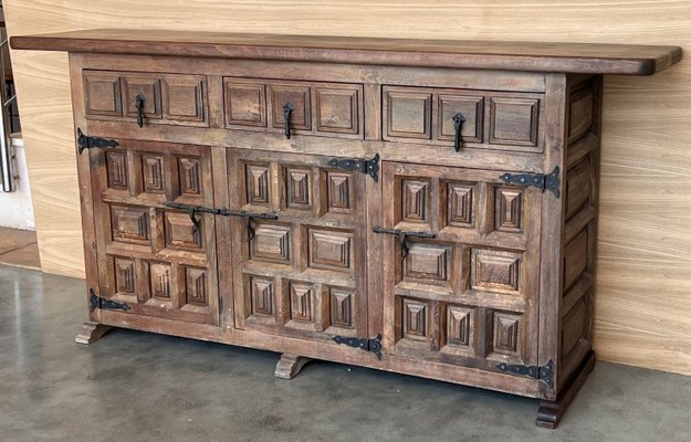 19th Century Spanish Baroque Carved Walnut Tuscan Three Drawer Credenza or Buffet 1950 for sale at Pamono