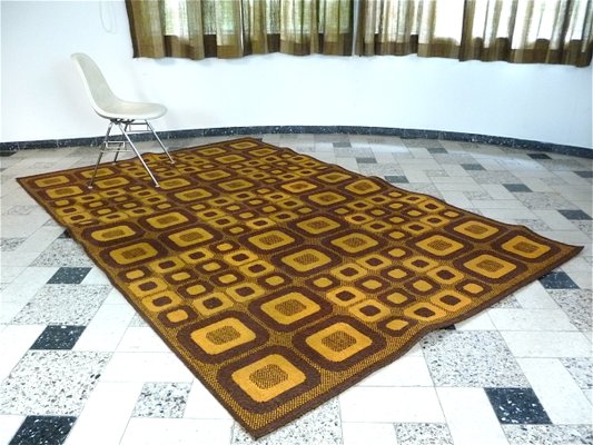 German Rug Pattern