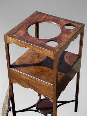 18th Century George III Mahogany Wash Stand 1790s