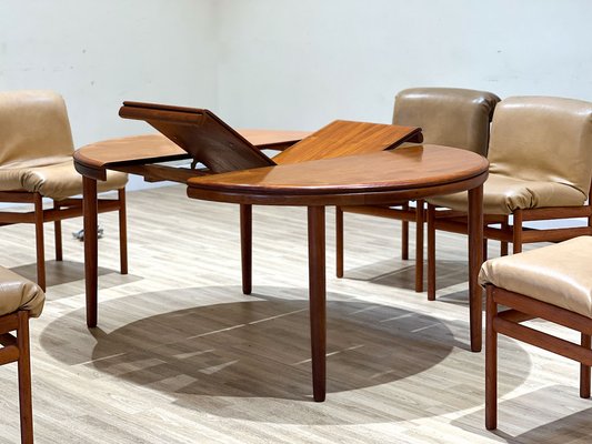 Hussey dining set with 4 chairs store