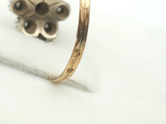 19th Century 19.2 Karat Gold Ring with Natural Diamonds