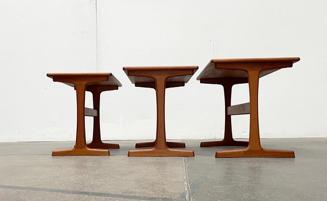 Vintage mid century nesting tables store