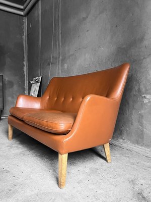 Model 53 Sofa in Cognac Leather by Arne Vodder 1953 for sale at Pamono