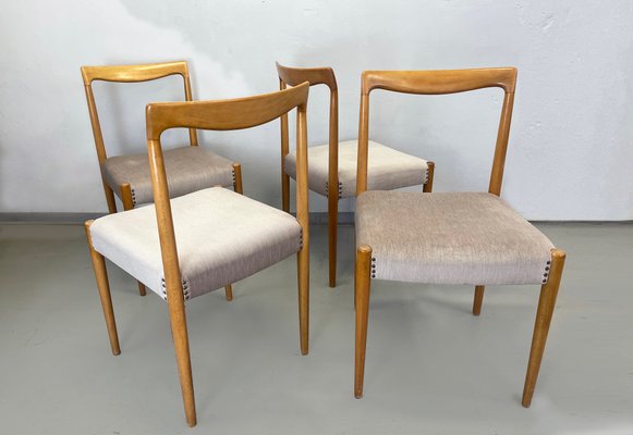 Mid Century Danish Dining Room Chairs in Beech 1960s Set of 4 for sale at Pamono