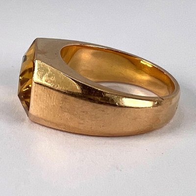 18 carat gold ring store