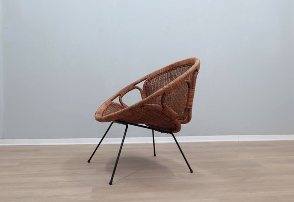 Mid Century Italian Design Rattan and Wicker Scoop Chair Forma 1950s