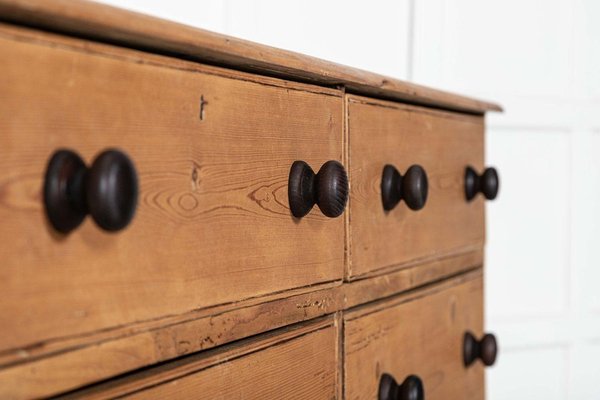 Large Georgian English Pine Chest of Drawers Counter 1820s