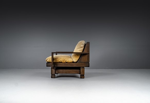 Klaus furniture store