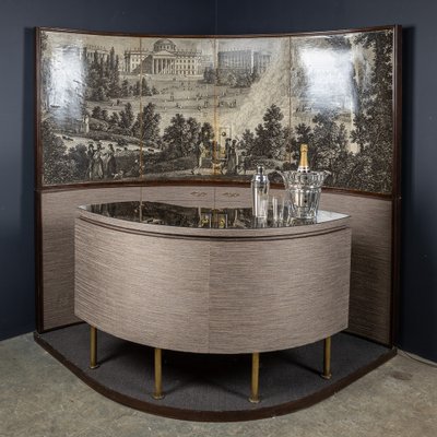Curved Corner Bar